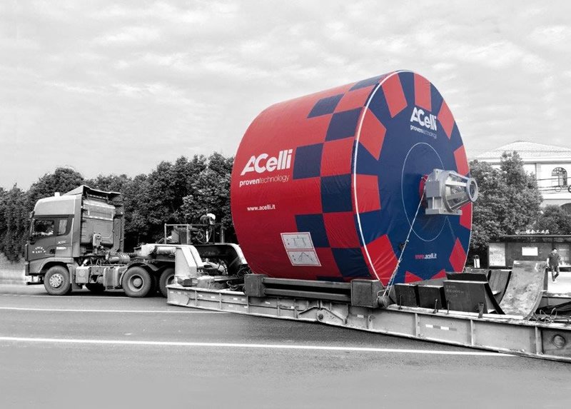 A.Celli Paper: Two 18 ft IDEAL® Steel Yankees have been sent together
