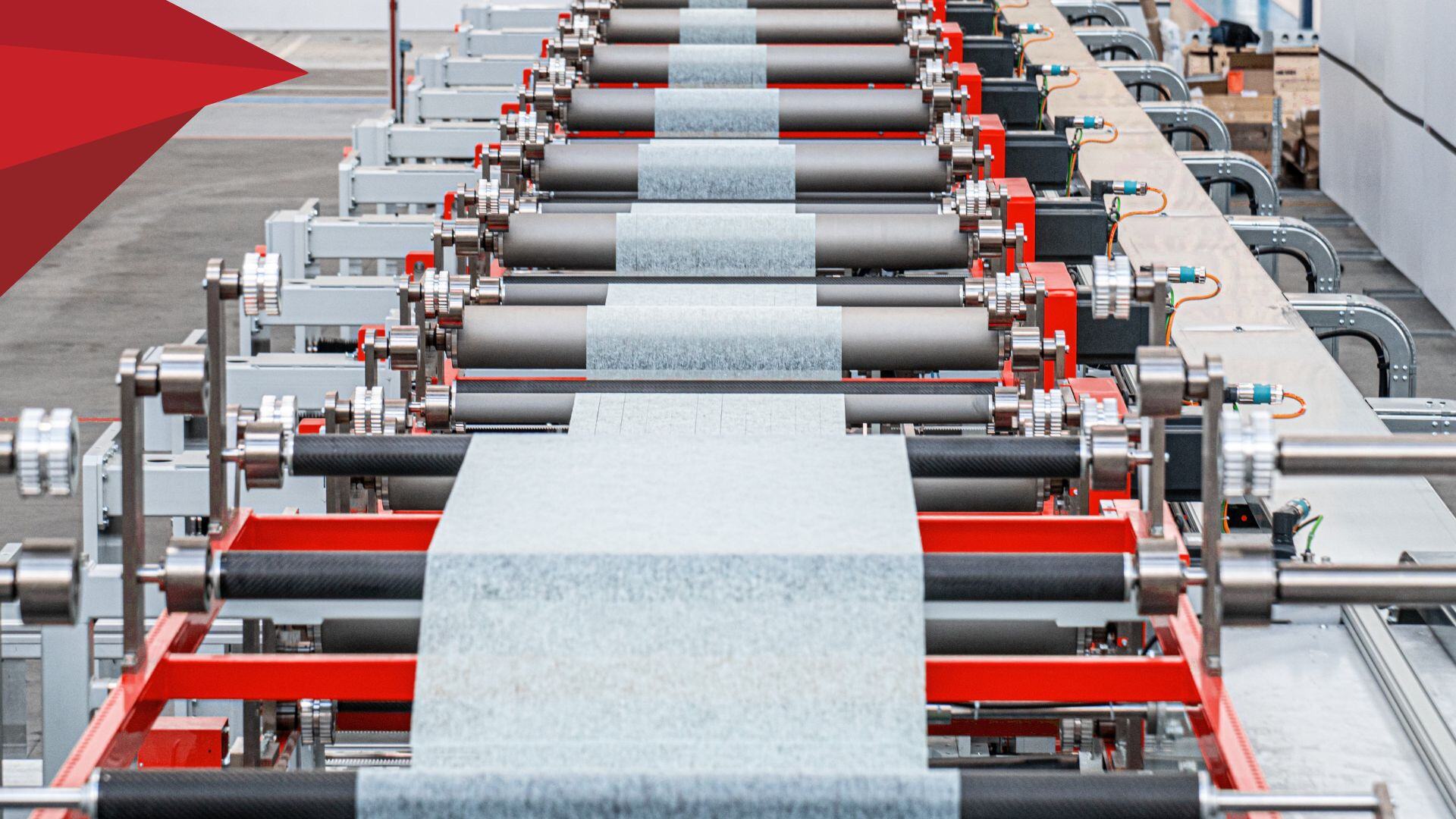 Nonwoven Spooling: Step Winding and Traverse Winding